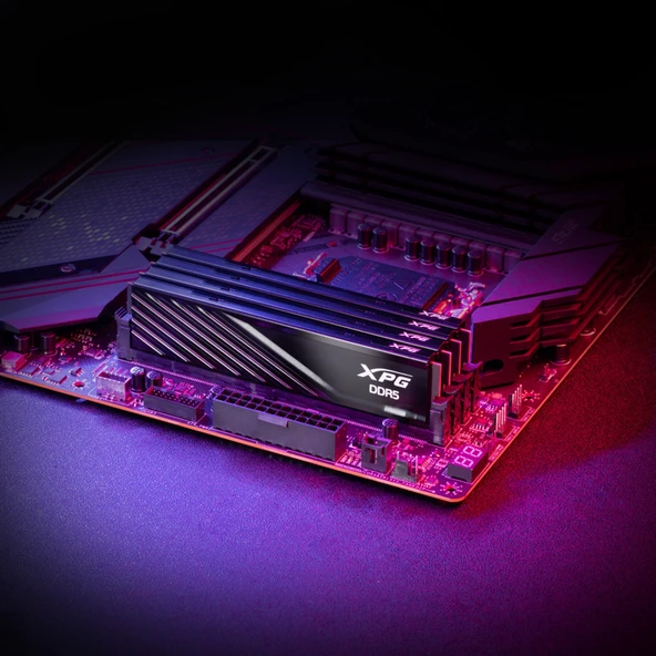 PTTAVM: XPG Lancer Blade 16 GB 6000 MHz CL36 AX5U6000C3616G-SLABBK DDR5 Ram